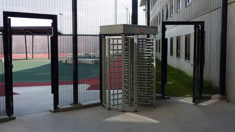 The Fundamentals of Choosing the Right Turnstile for Your Facility